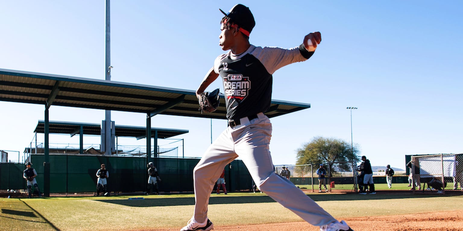 Kevari Thunderbird honors late father while pursuing baseball career