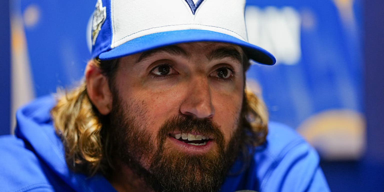 Kevin Gausman to start 2025 World Series Game 2