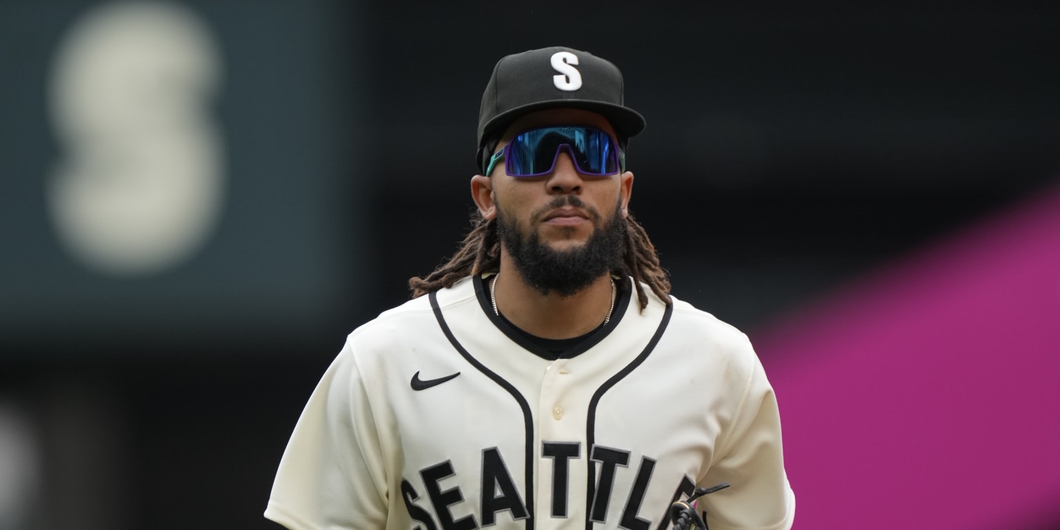Mariners Will Wear Steelheads Uniforms on Sundays at T-Mobile Park