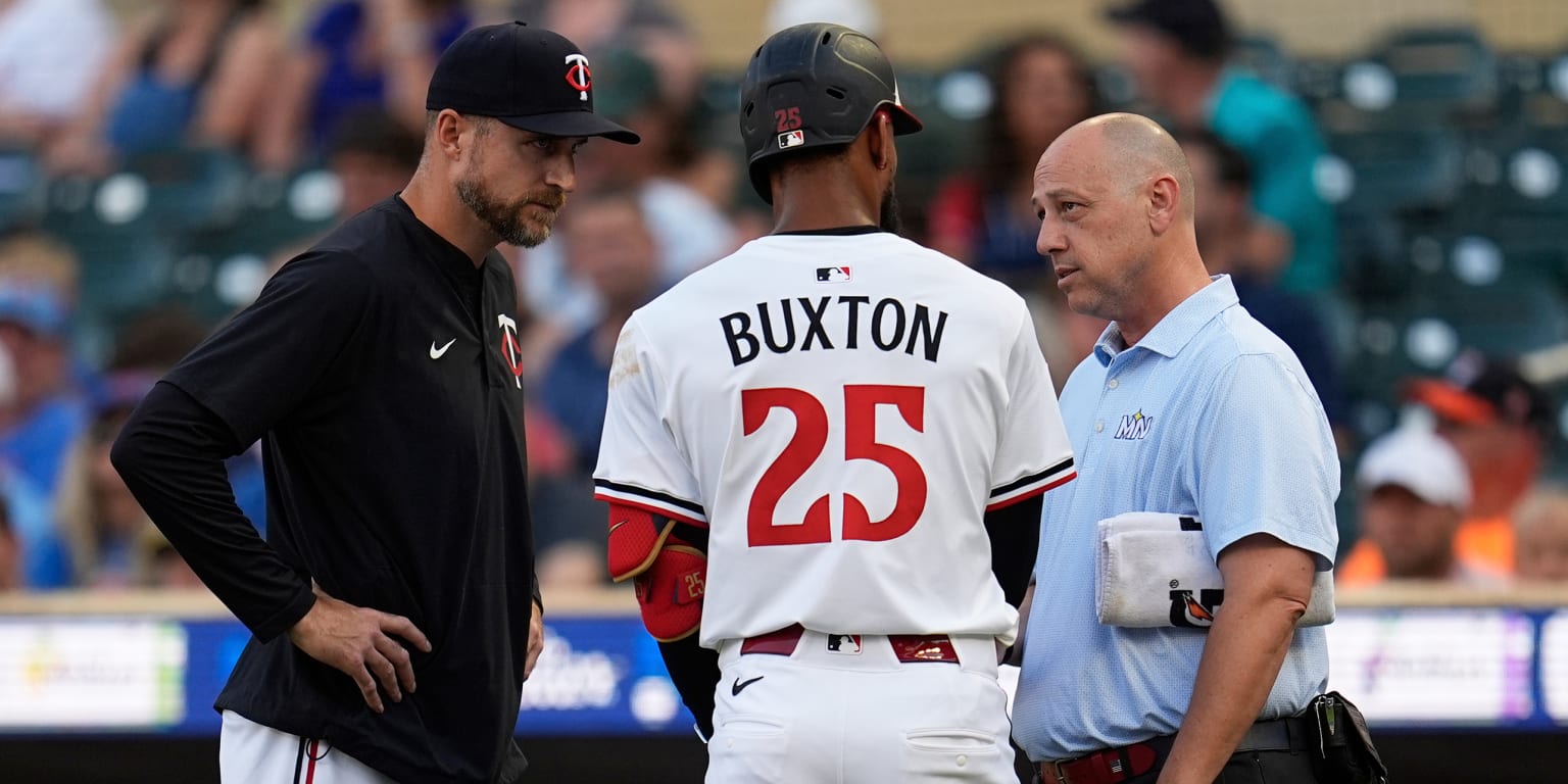 Byron Buxton left hand contusion