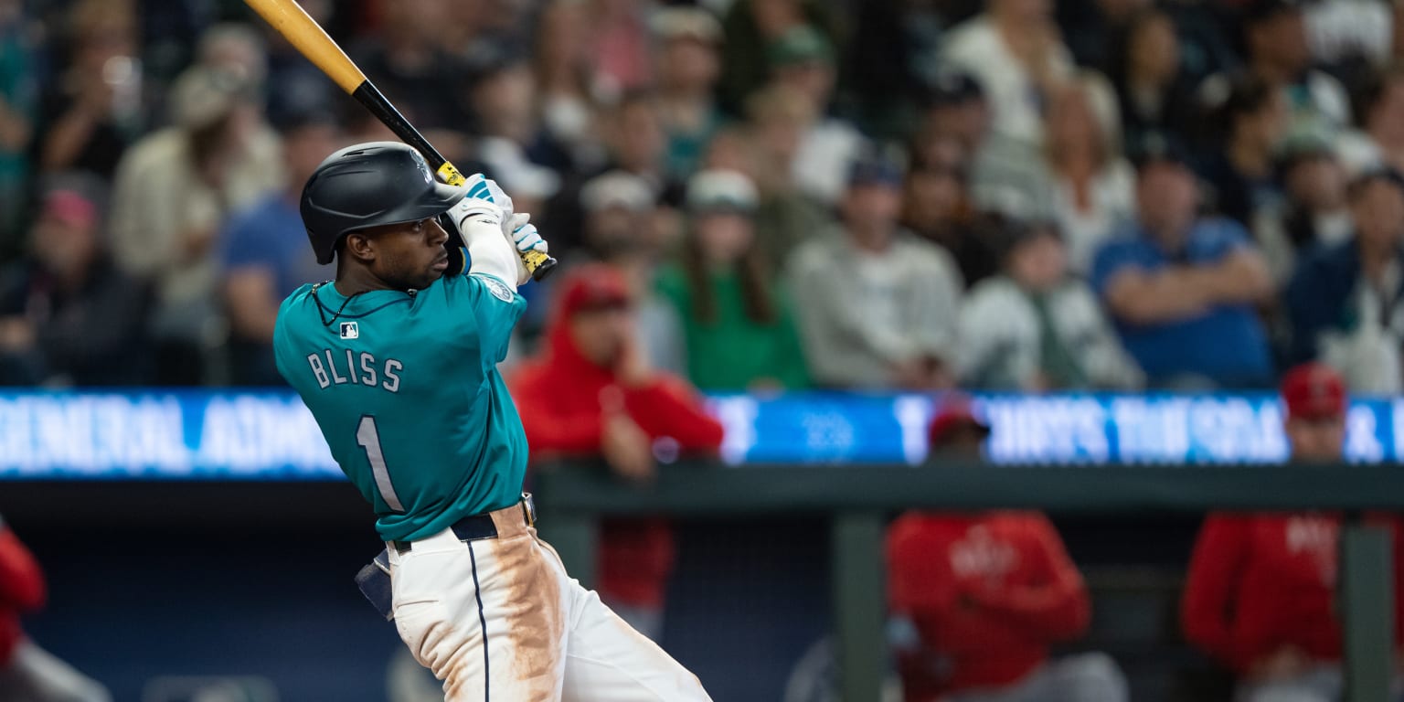 Ryan Bliss picks up first Major League hit and steal