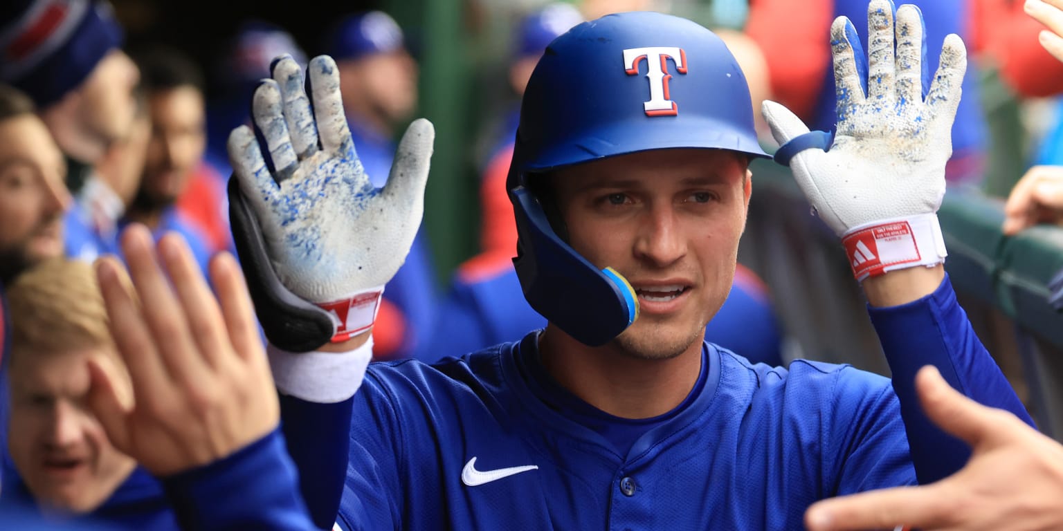 Seager (2 HR) y Mahle brillan en Wrigley y Rangers evitan barrida vs. Cachorros