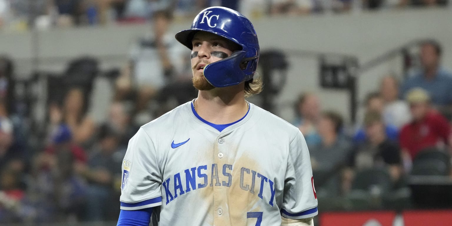 Brady Singer, Kyle Isbel not enough in Royals' loss to Rangers