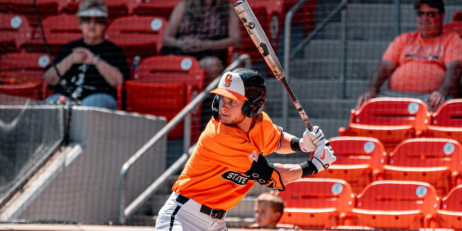 Mets intrigued by Carson Benge's two-way player status