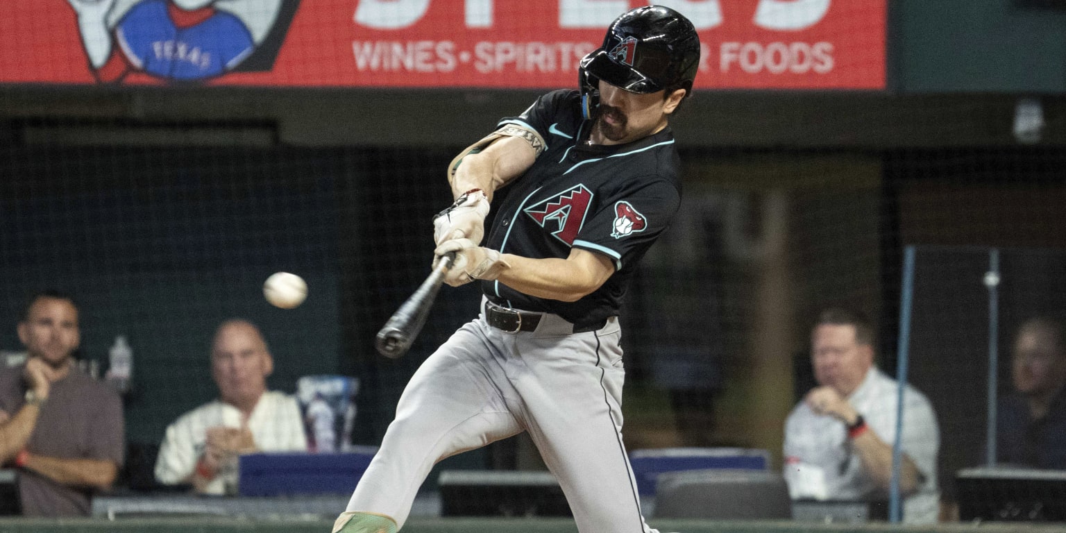 D-backs' bats struggle in World Series rematch vs. Rangers