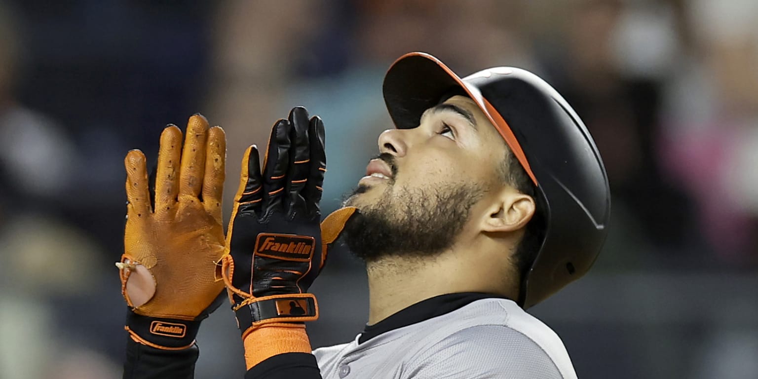 Anthony Santander de los Orioles reconocido con el Premio Luis Aparicio ...