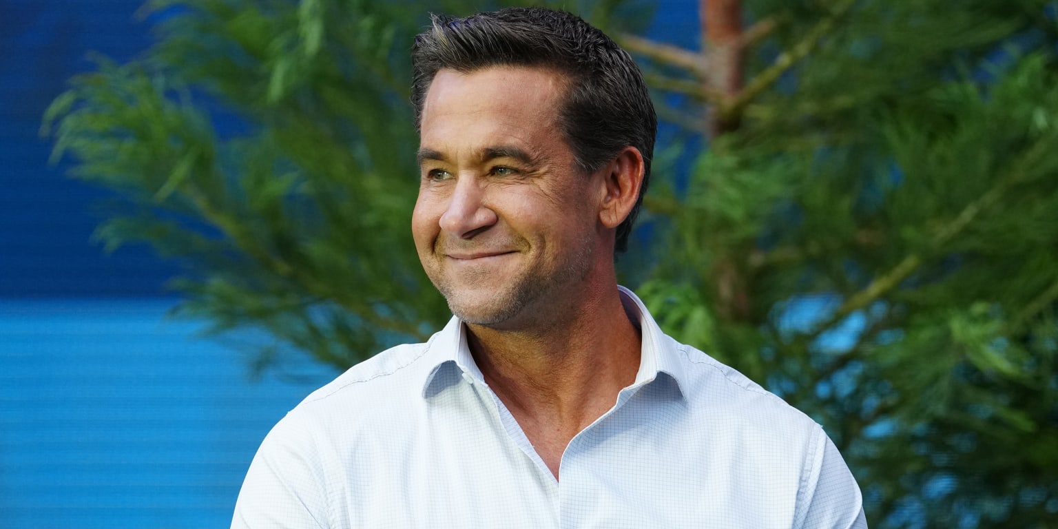 Bret Boone named Rangers hitting coach