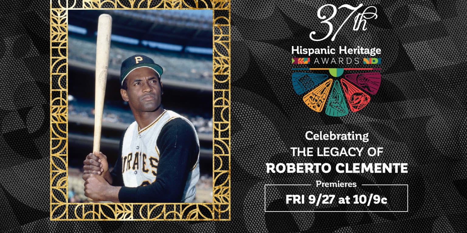 Roberto Clemente receiving Hispanic Heritage Award honor posthumously