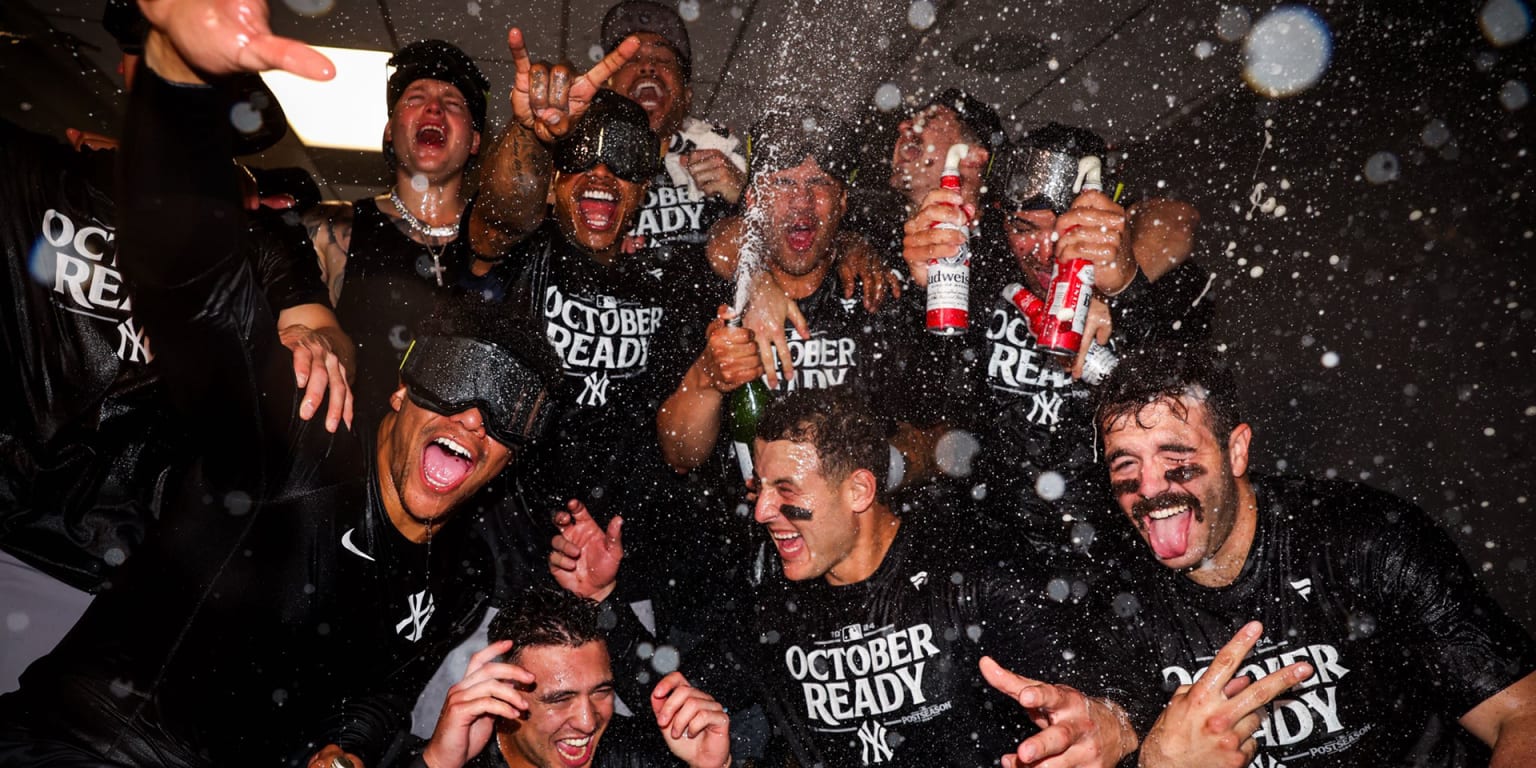 Yankees clinch postseason berth with win over Mariners Yankees clinch postseason berth with win over Mariners