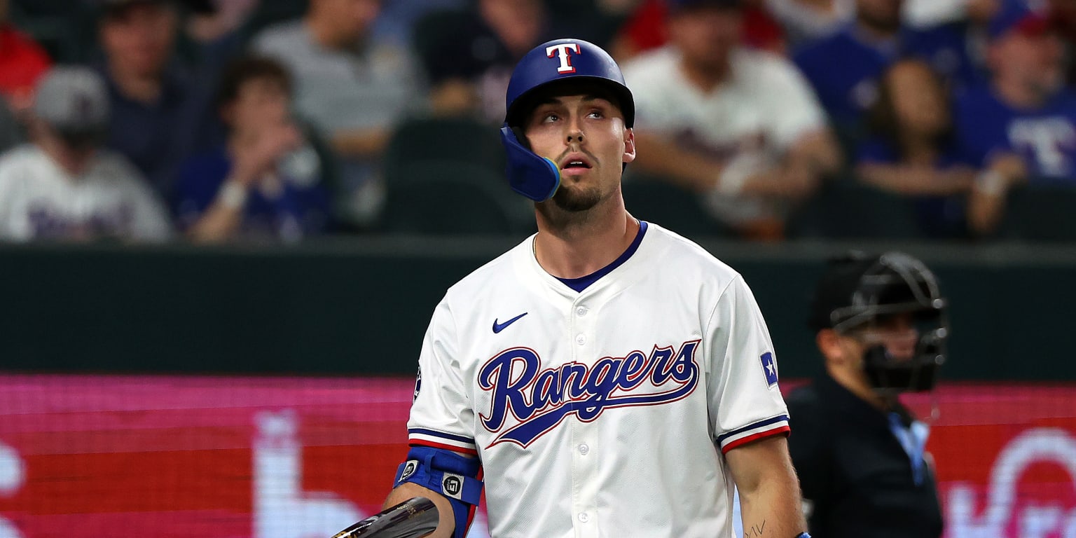 Evan Carter has slow start to 2024 with Rangers