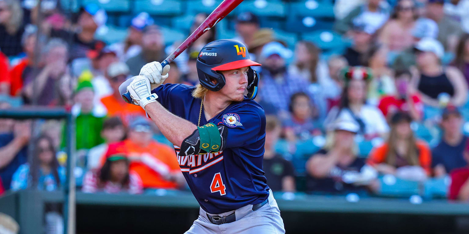 Henry Bolte 5 extra-base hits at Triple-A in A's Minor League system