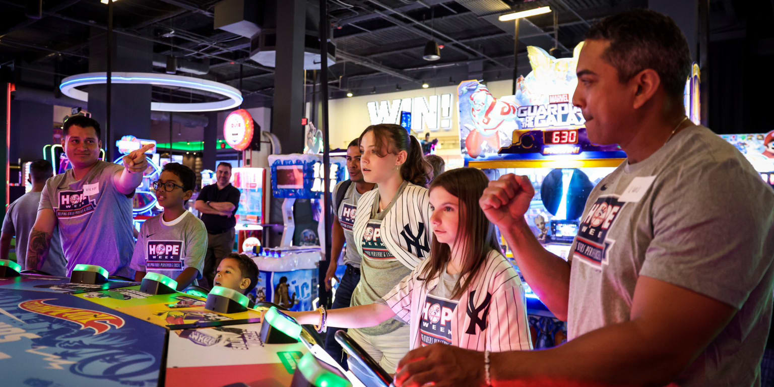 Yankees help grieving kids at Experience Camps through HOPE Week