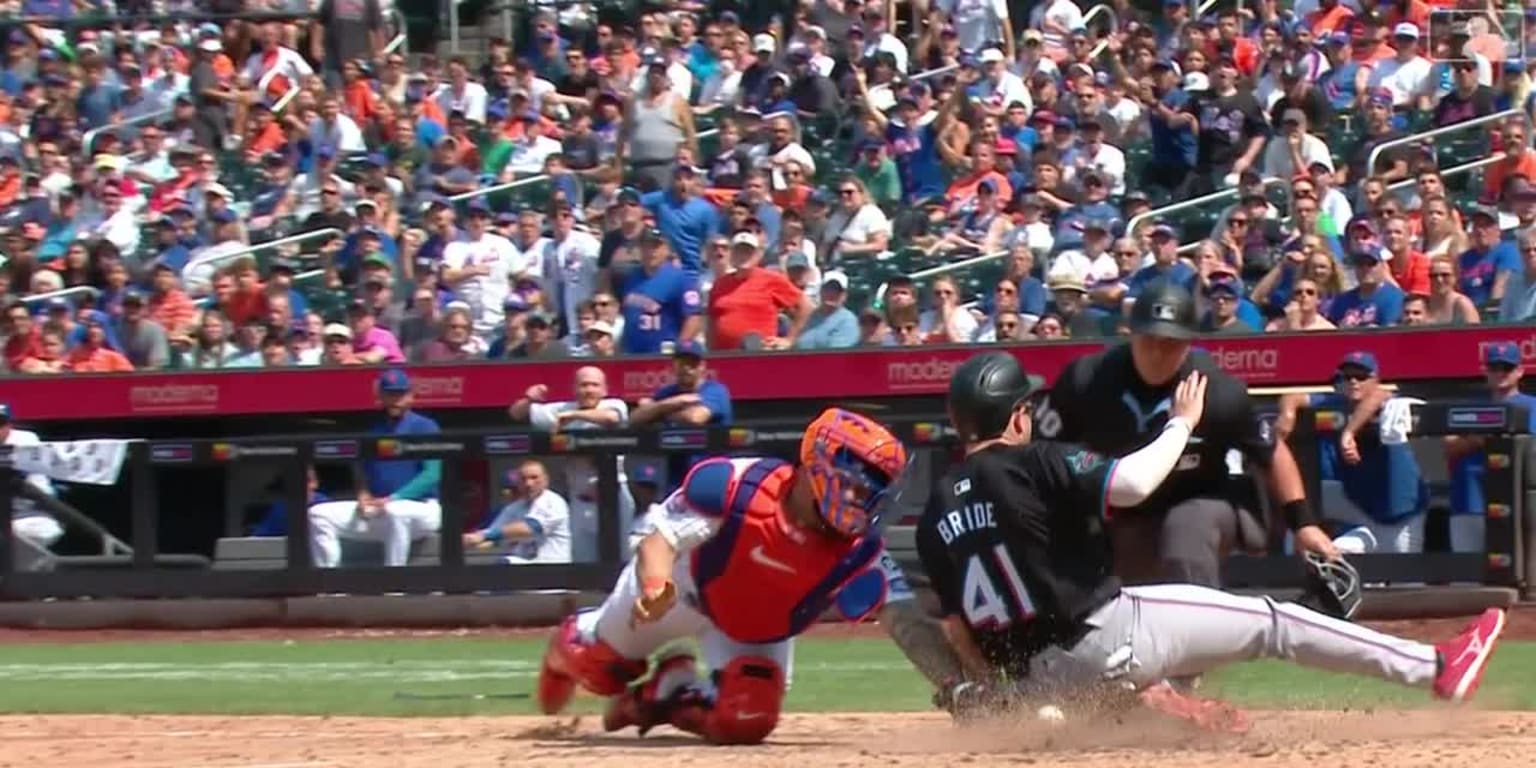 Marlins ganan el del honor en Queens con hit clave de Hill