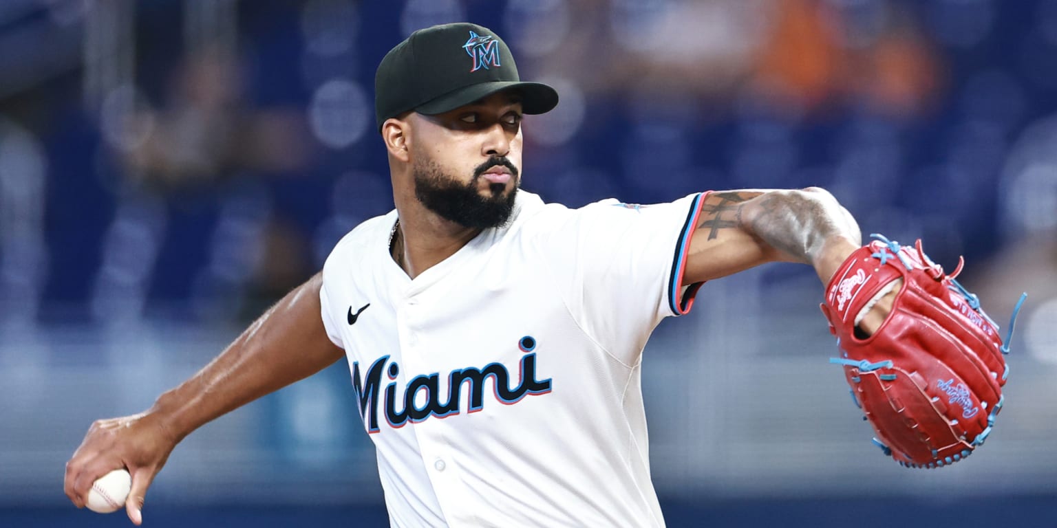 Yankees Pitching Strategy After Batting Changes - NewsyList