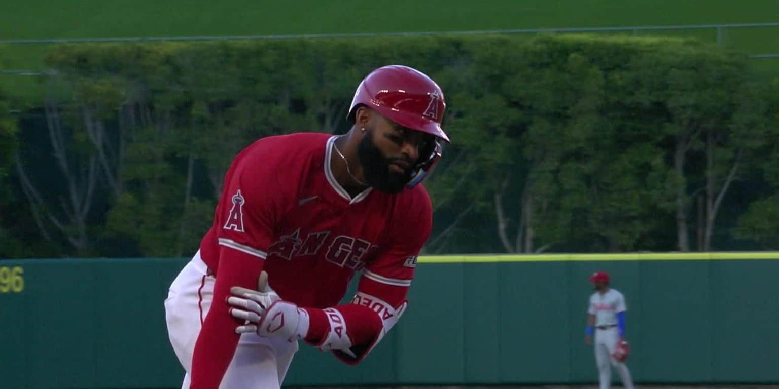 Angels celebran cumpleaños de Washington con emocionante triunfo
