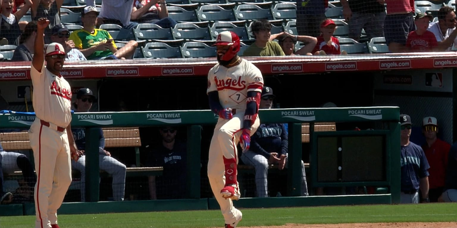 Jo Adell hits go-ahead homer as Angels win vs. Mariners