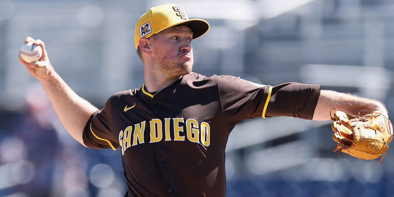 Stephen Kolek makes his first spring start for Padres