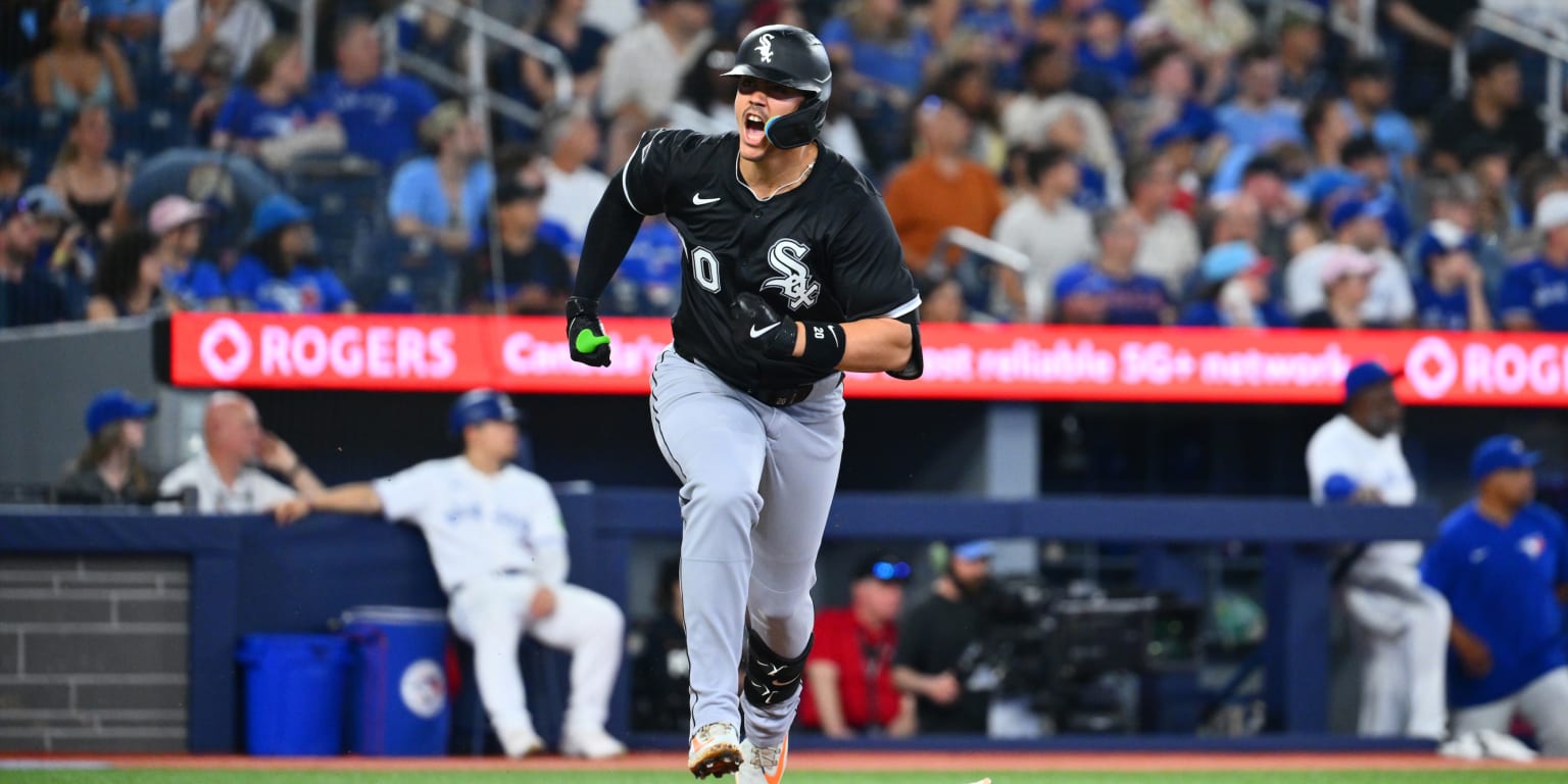 Vargas' late clutch hit secures White Sox series win vs. Blue Jays ...