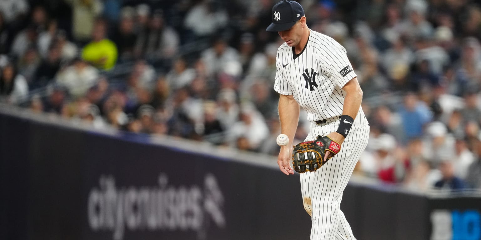 Yankees lose to Red Sox in sloppy series opener