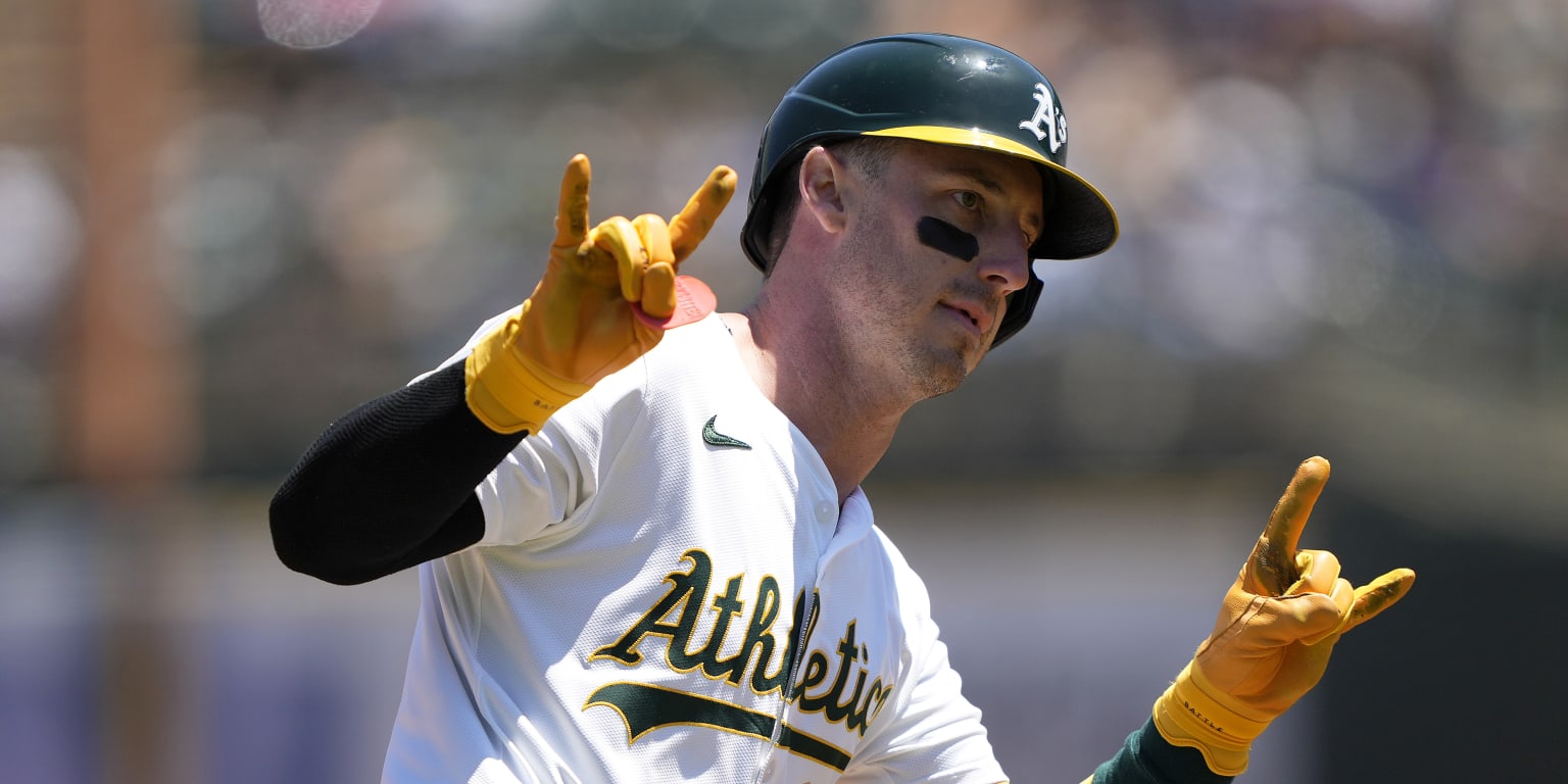 Athletics, Brent Rooker agree to contract extension