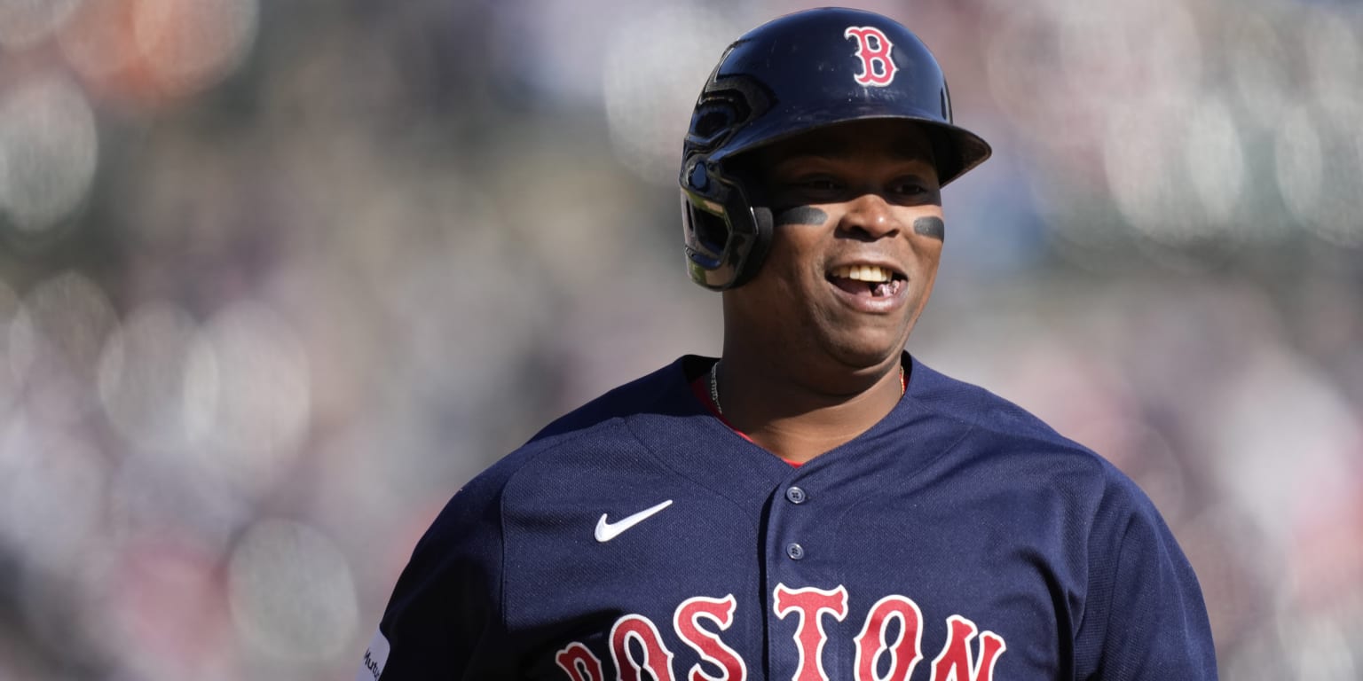 Devers suena dos HR, incluyendo grand slam, y ganan los Medias Rojas