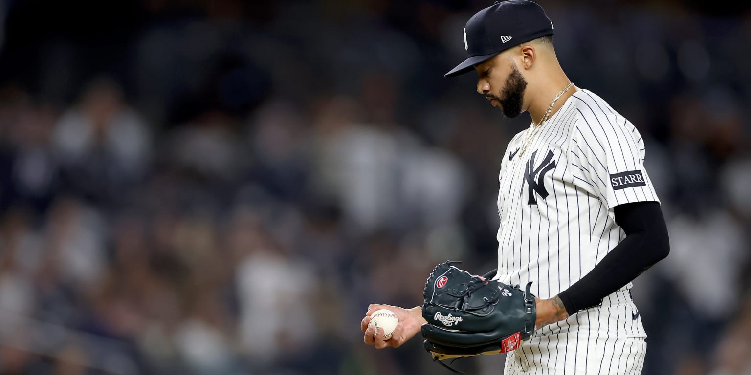 Devin Williams blows save in ninth as Yankees lose to Blue Jays
