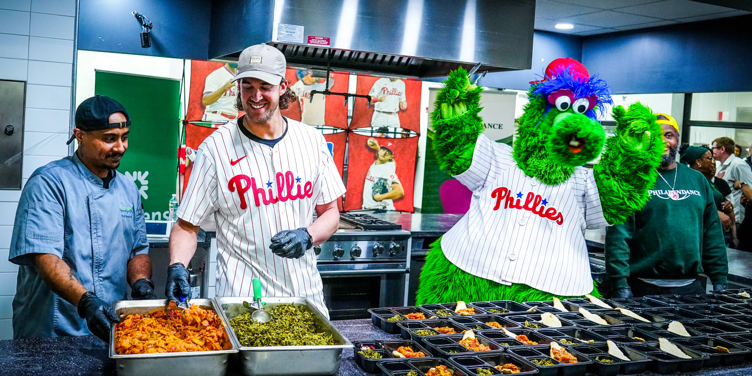 Aaron Nola, Citizens and Philabundance team up to strike out hunger ...