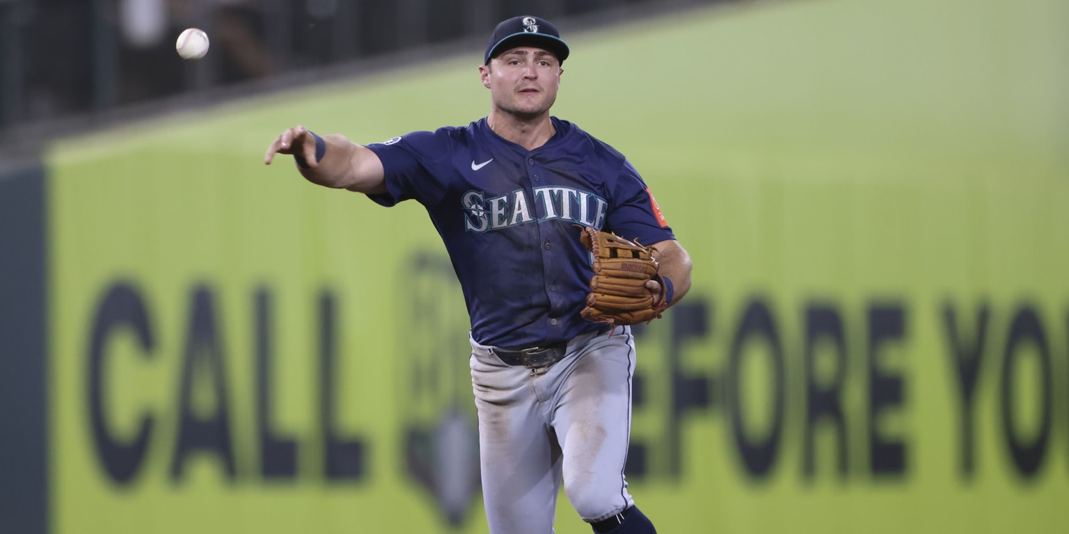 Ben Williamson stars on defense in Mariners' win