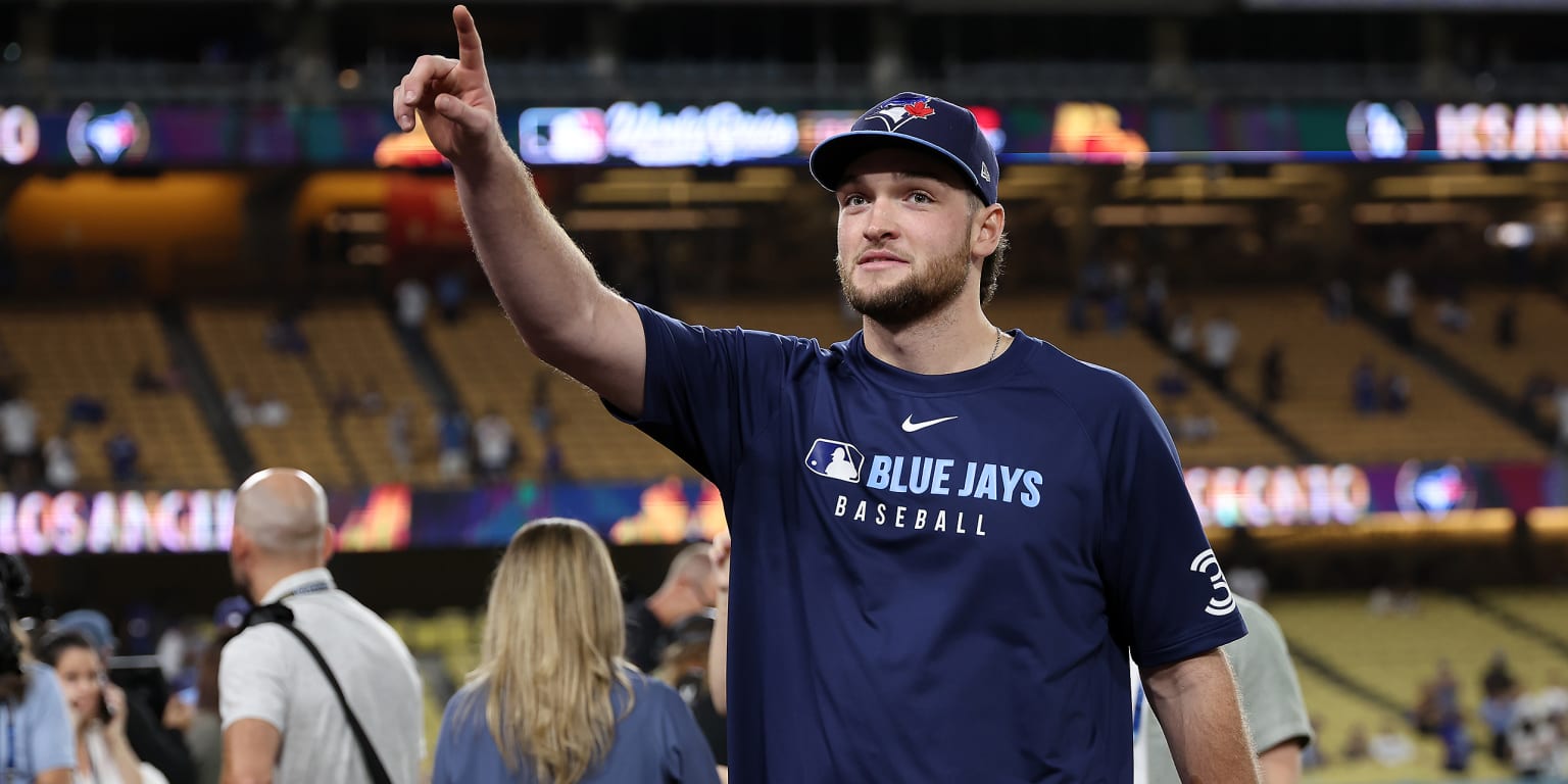 Trey Yesavage sets multiple World Series records in Game 5