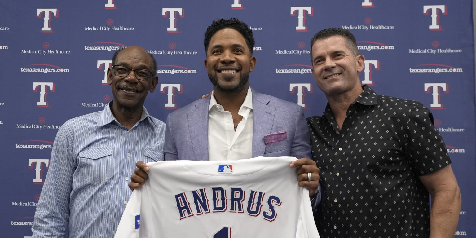 Elvis Andrus asks Ron Washington to join retirement ceremony
