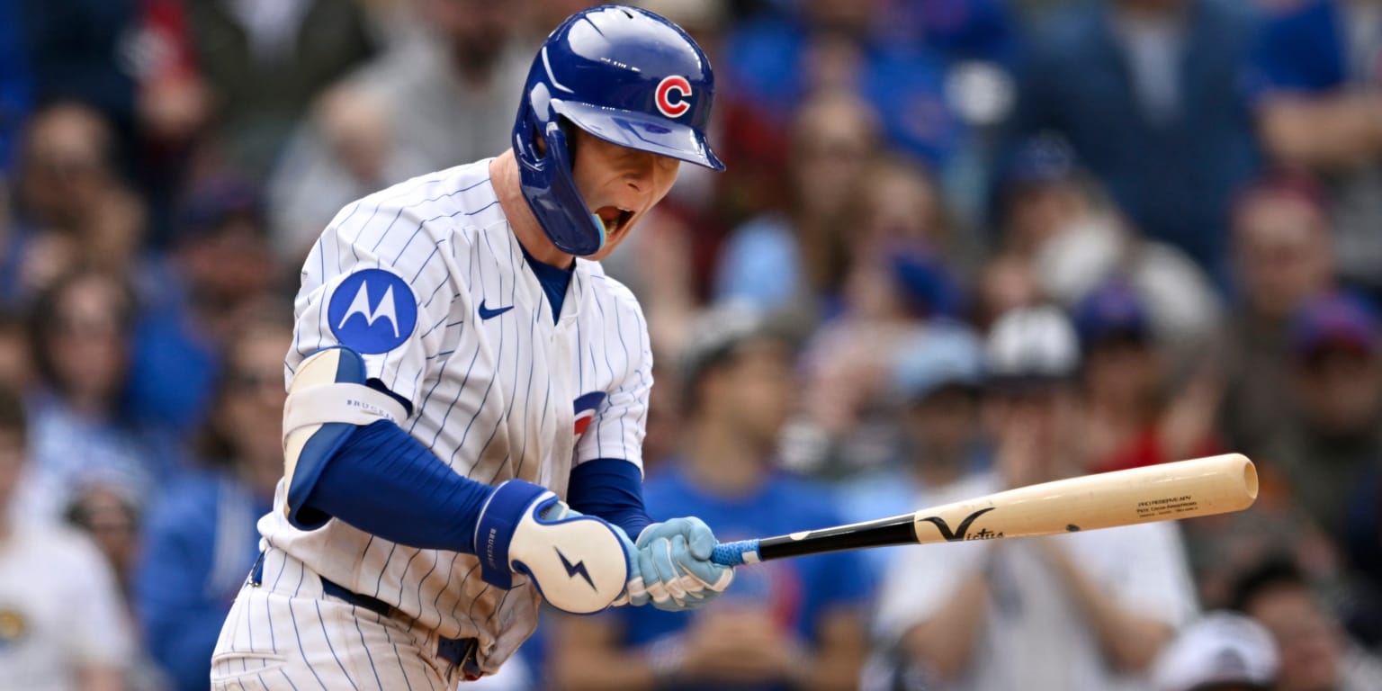 Cubs shuffle lineup before seventh straight loss