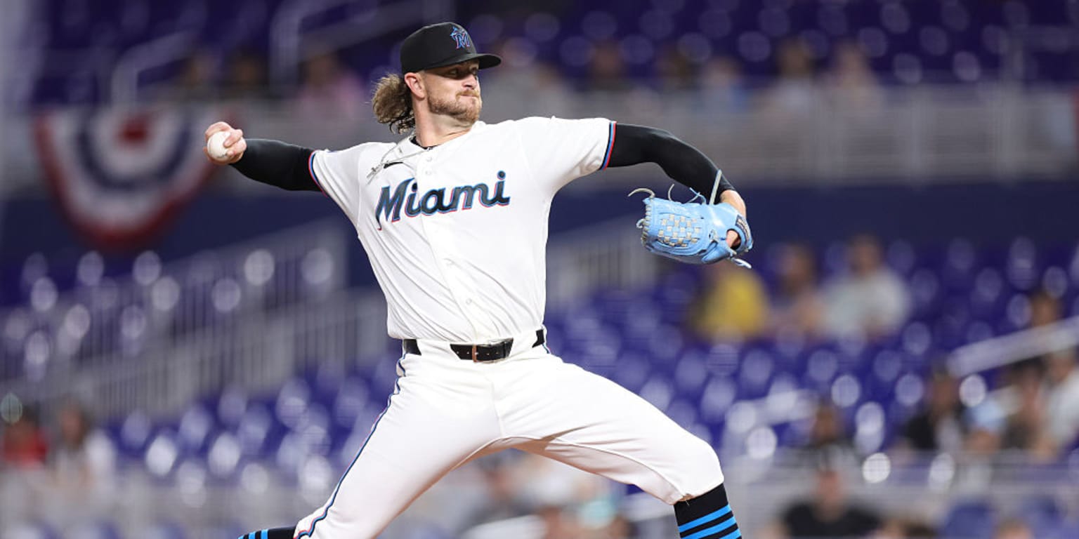 Chris Paddack struggles in Marlins debut