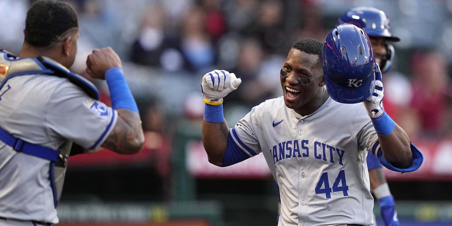 Dairon Blanco stars as Royals beat Angels