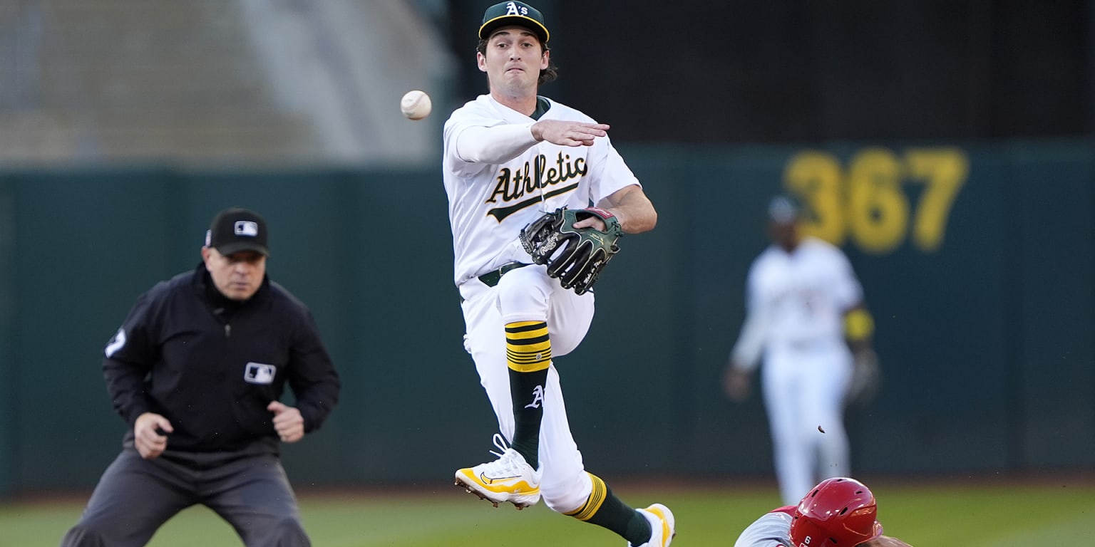 Jacob Wilson exits Major League debut with injury for Athletics