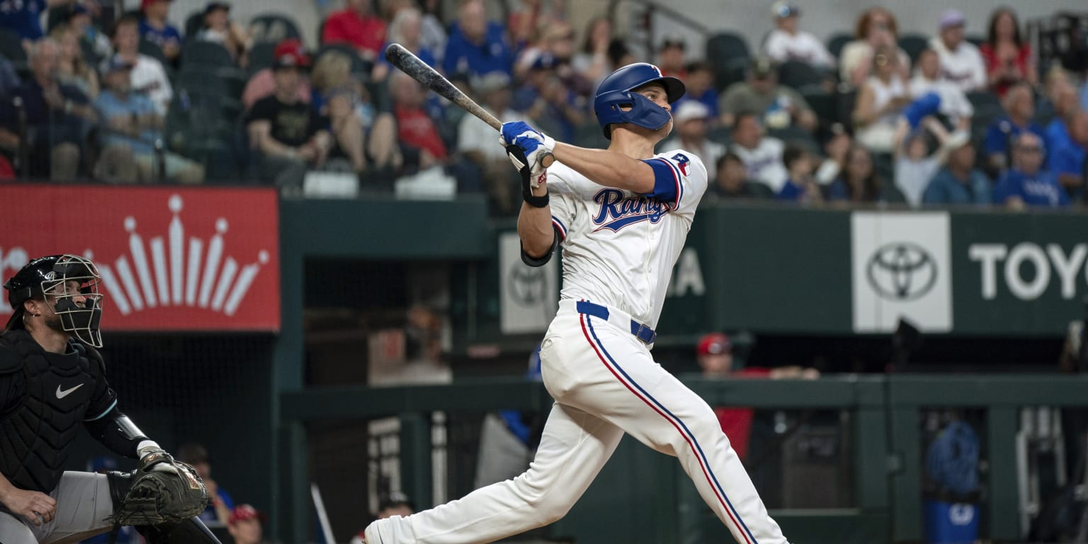 Corey Seager hits home run in World Series rematch vs. D-backs