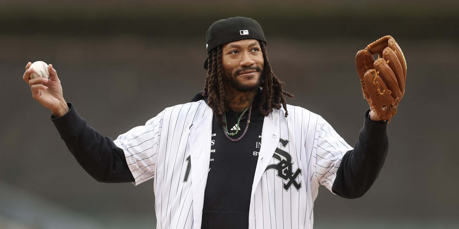 Derrick Rose throws out first pitch for White Sox on Opening Day