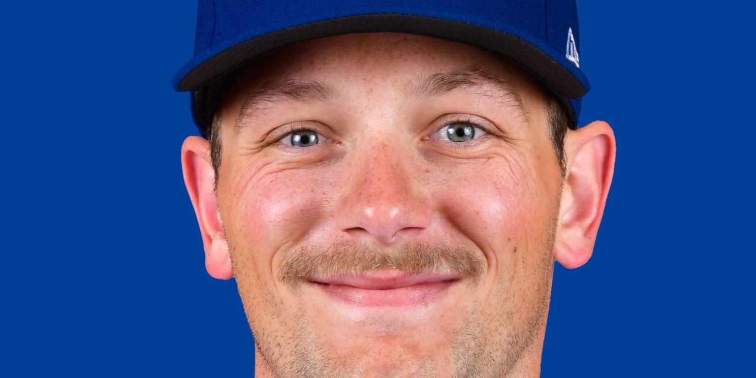 Cardenales adquieren a Anthony Misiewicz de los Reales