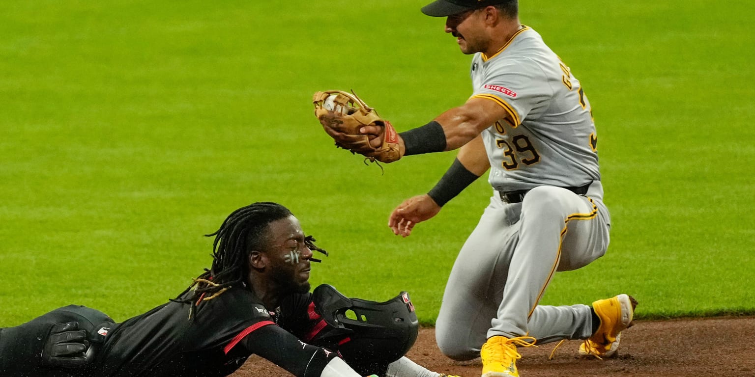 De La Cruz llega a 100 bases robadas en victoria de Rojos sobre Piratas