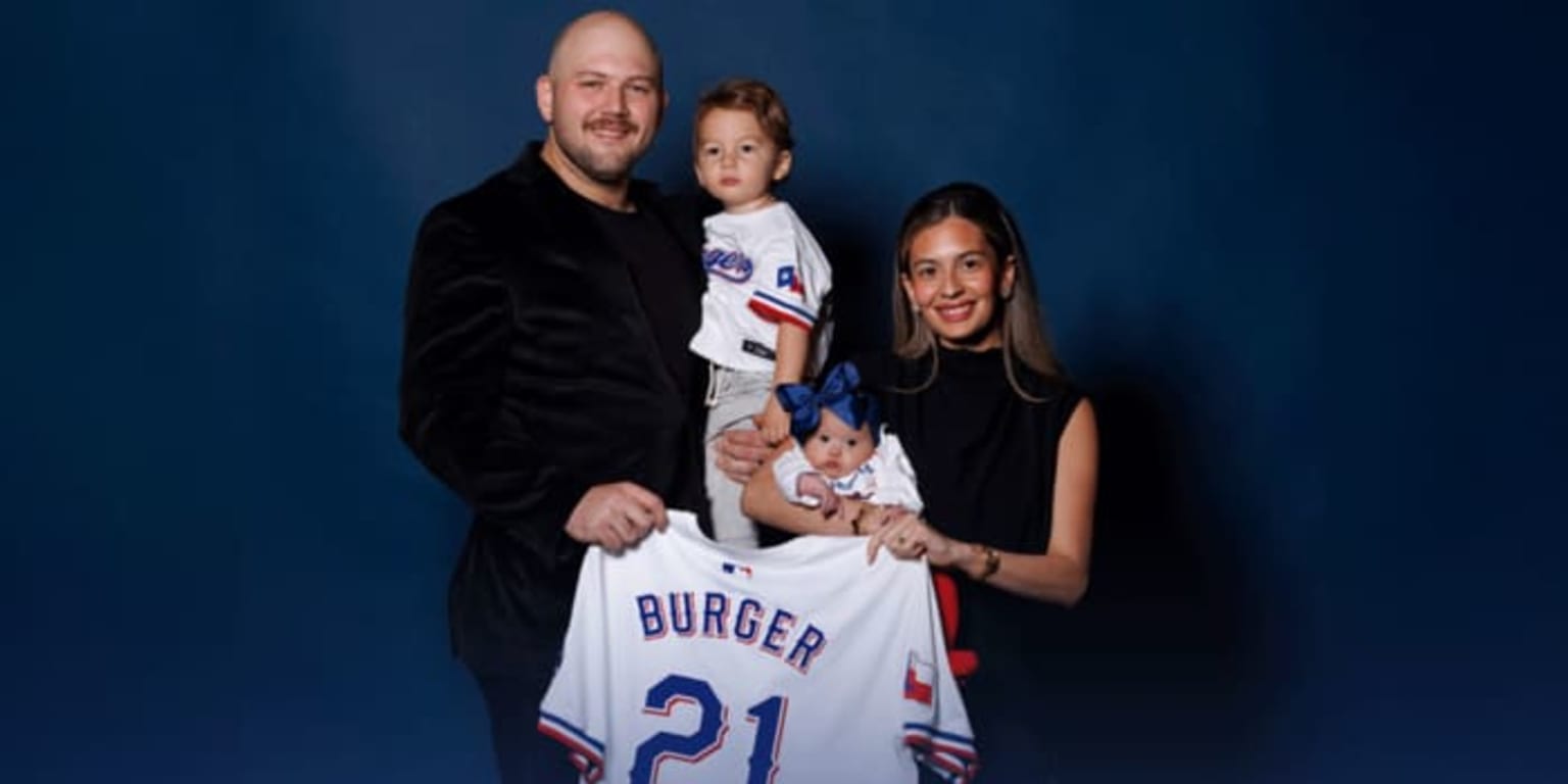 Jake Burger Loves Being A Dad 3340