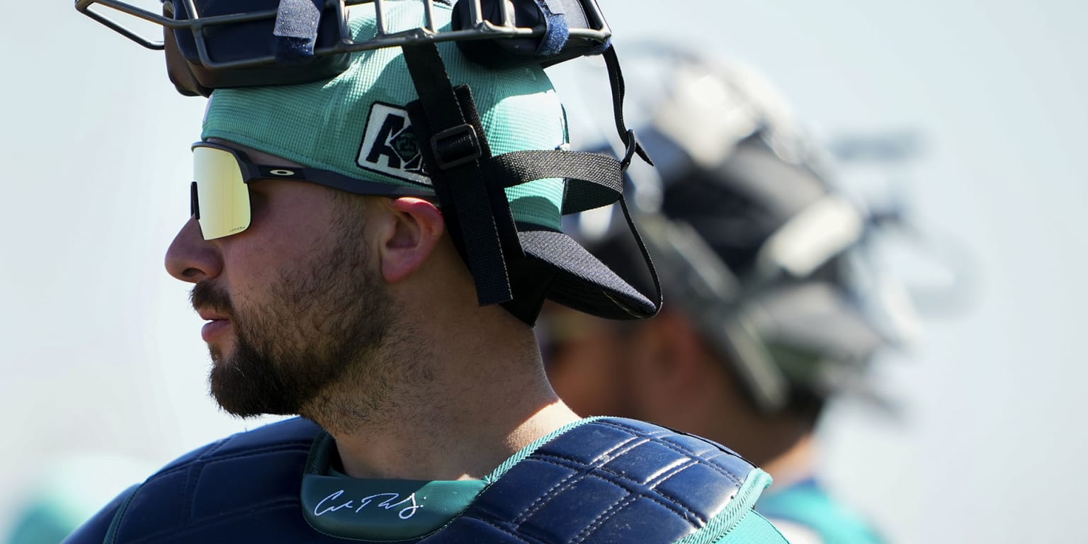 Cal Raleigh named Seattle Sports Star of the Year