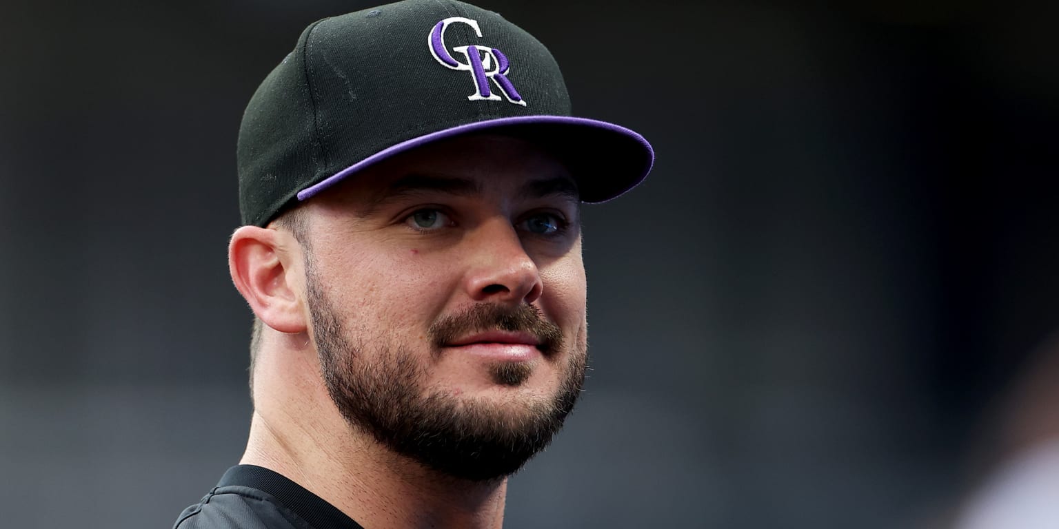 Kris Bryant determined to overcome back issues