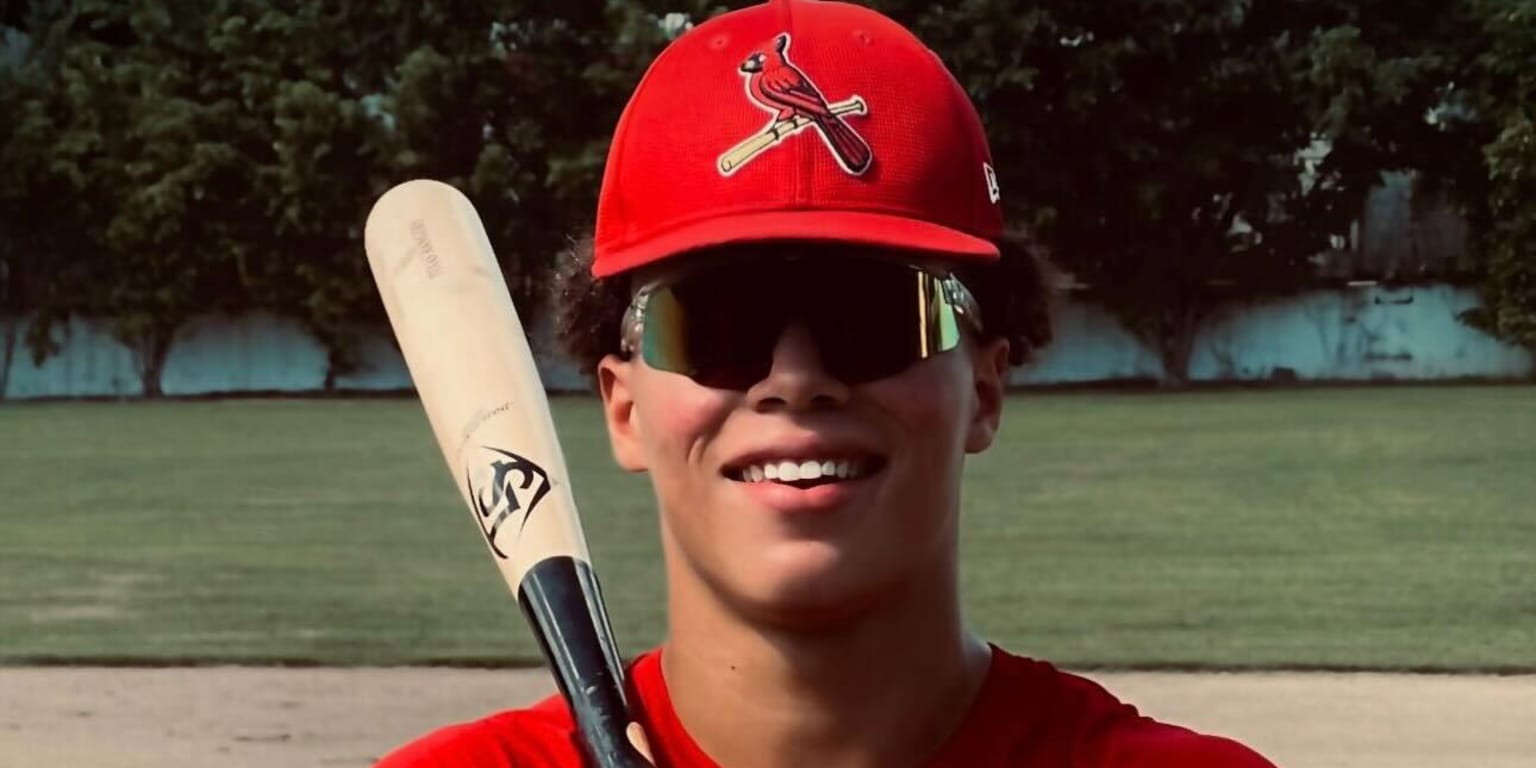 Cardinals' Emanuel Luna hot start in Dominican Summer League