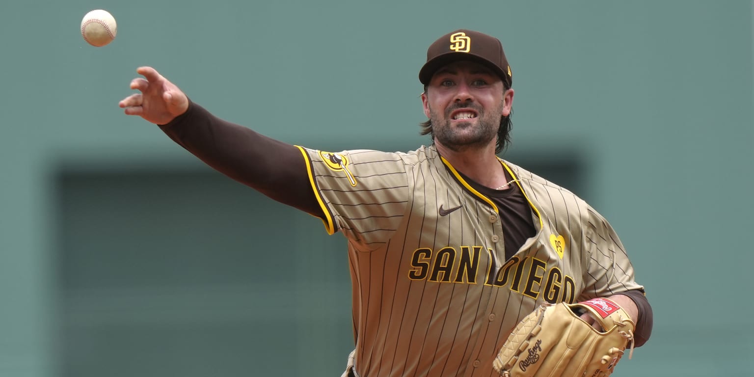 Matt Waldron honors Tim Wakefield with knuckleball at Fenway Park