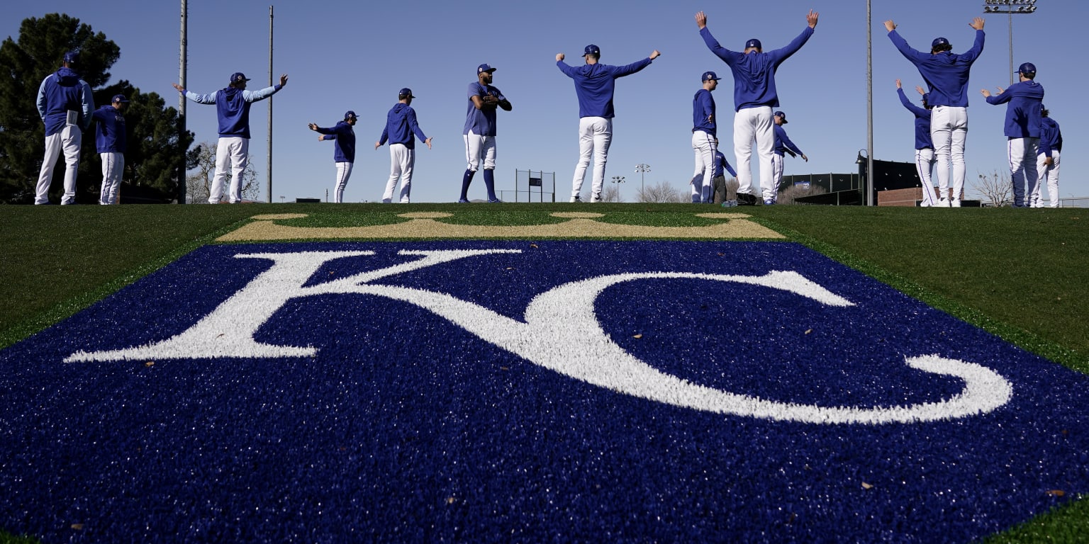Bullpen coach Mitch Stetter a calming influence