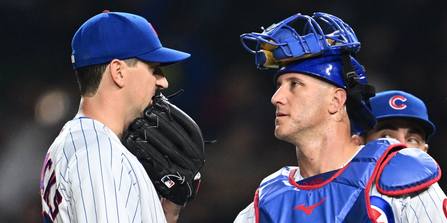 Cubs pick up options on Kyle Hendricks, Yan Gomes
