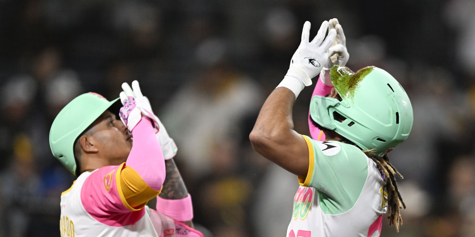 Fernando Tatis Jr., Manny Machado combine for three homers in Padres loss