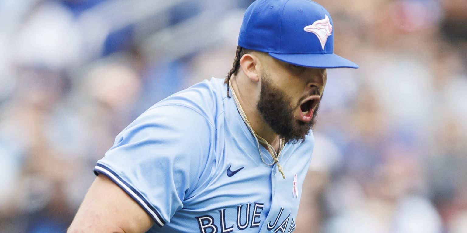 Alek Manoah takes big step for Blue Jays