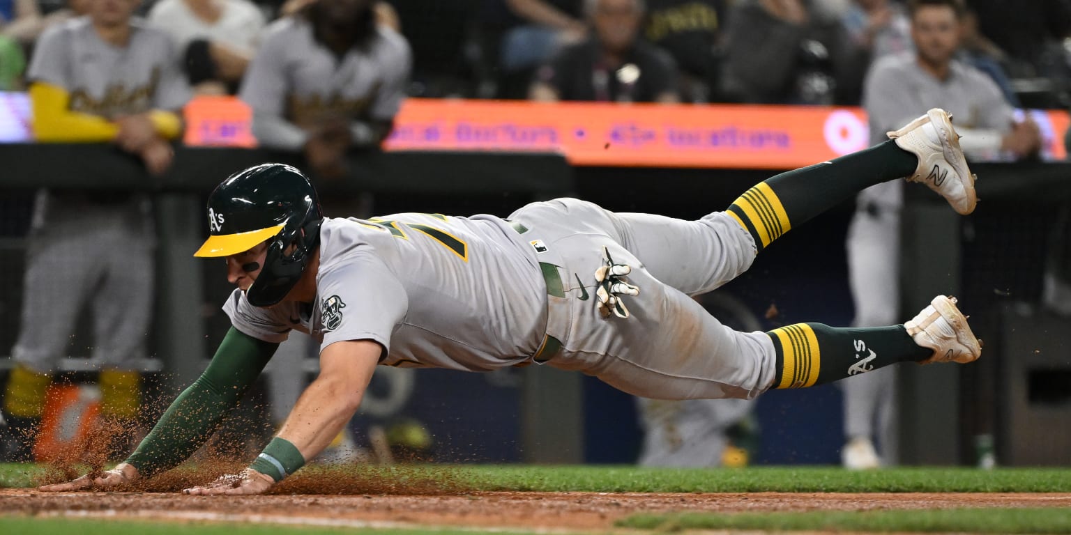 Gonzaga alum Brett Harris plays 1st road games in Seattle