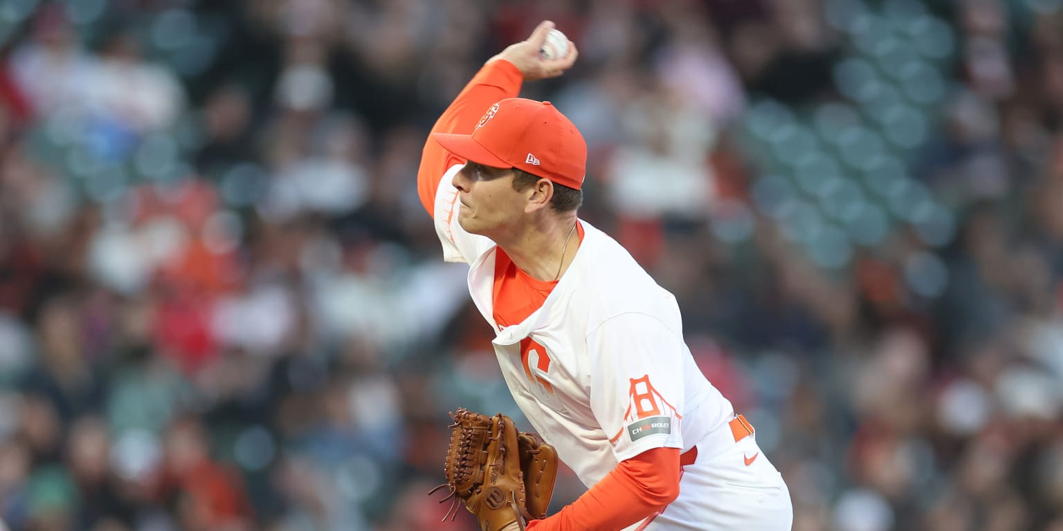 Spencer Howard, Giants bullpen strong in win vs. Phillies