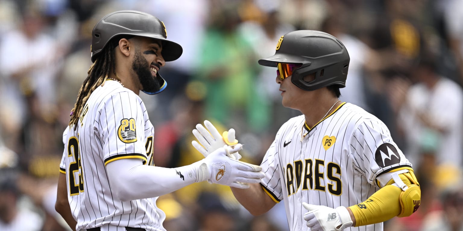 Padres score one run, lose series finale to Marlins